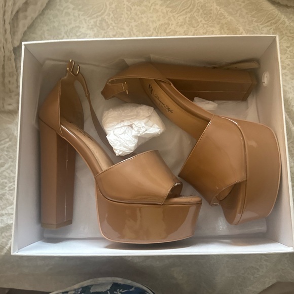 syndi dion | Shoes | Diverse Style By Syndi Dion Chunky Platform Heel ...